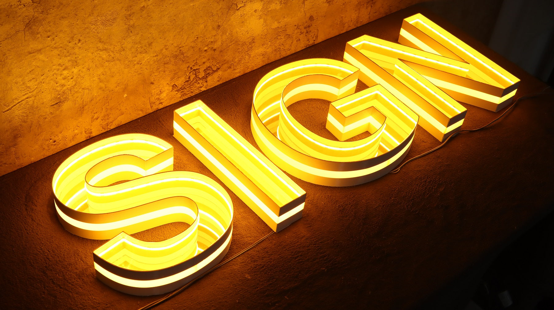 Company - LC SIGN Team service - Art lighting planning - design and ...